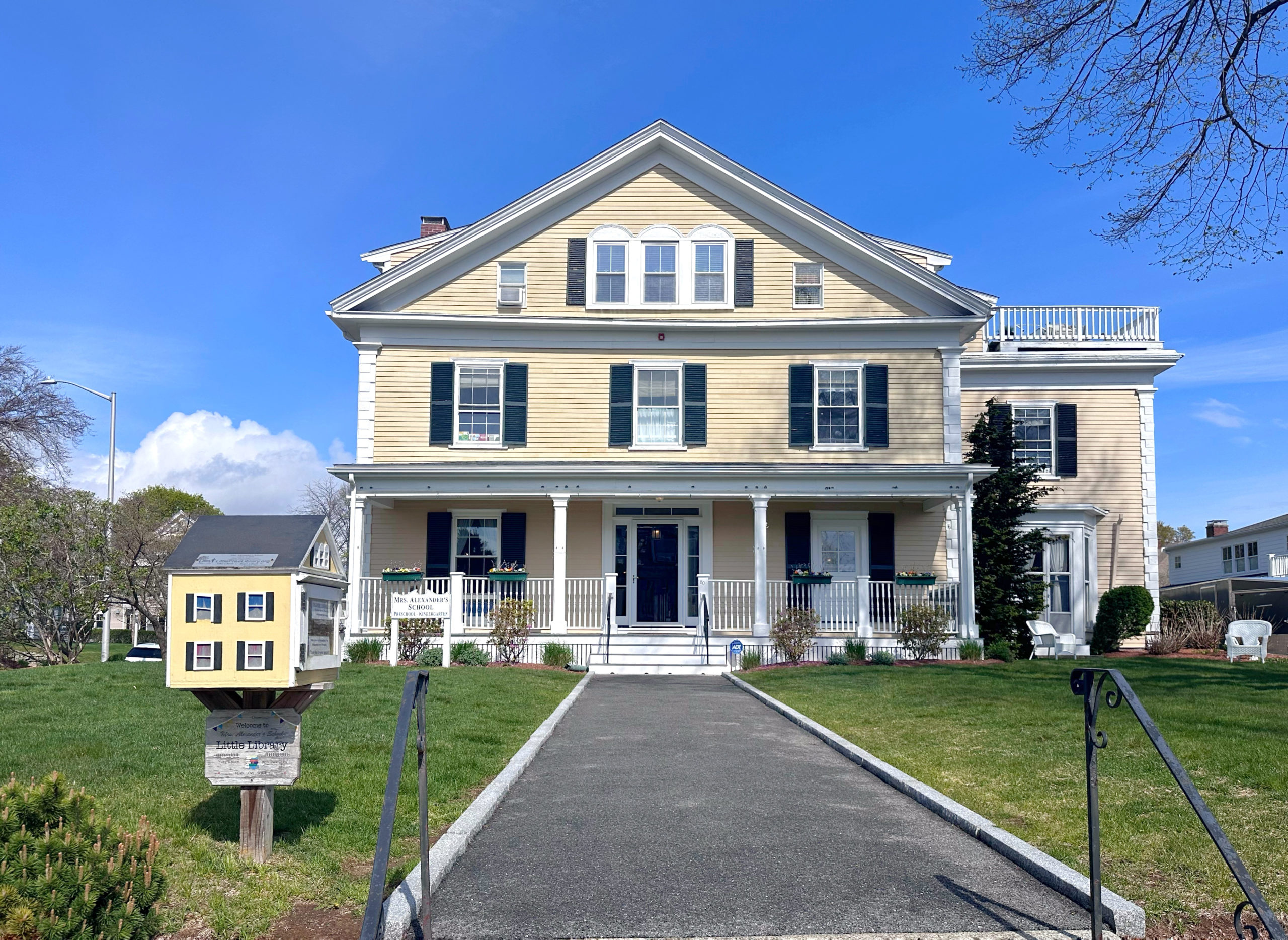 A Visit to Mrs. Alexander's School - The North Shore Moms