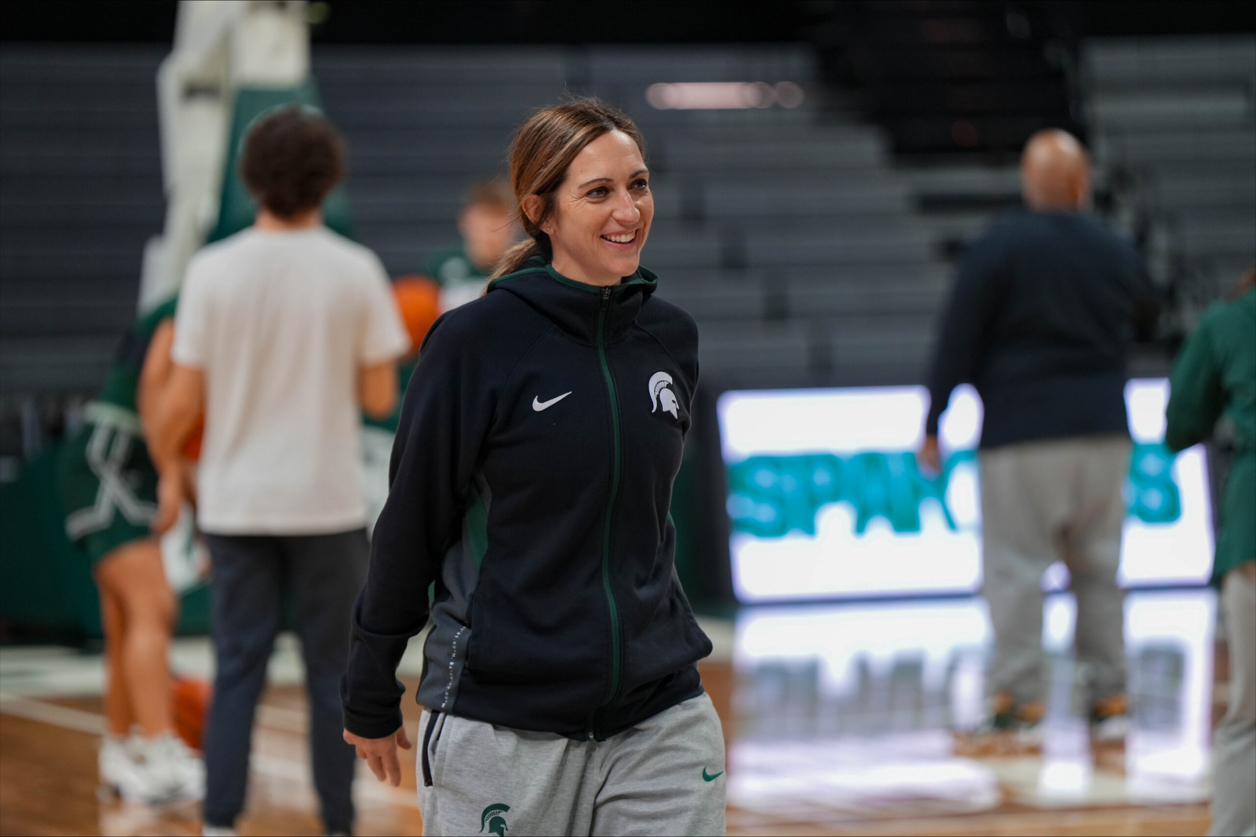 Meet a Mom: Robyn Fralick, Michigan State Women's Basketball - Greater ...