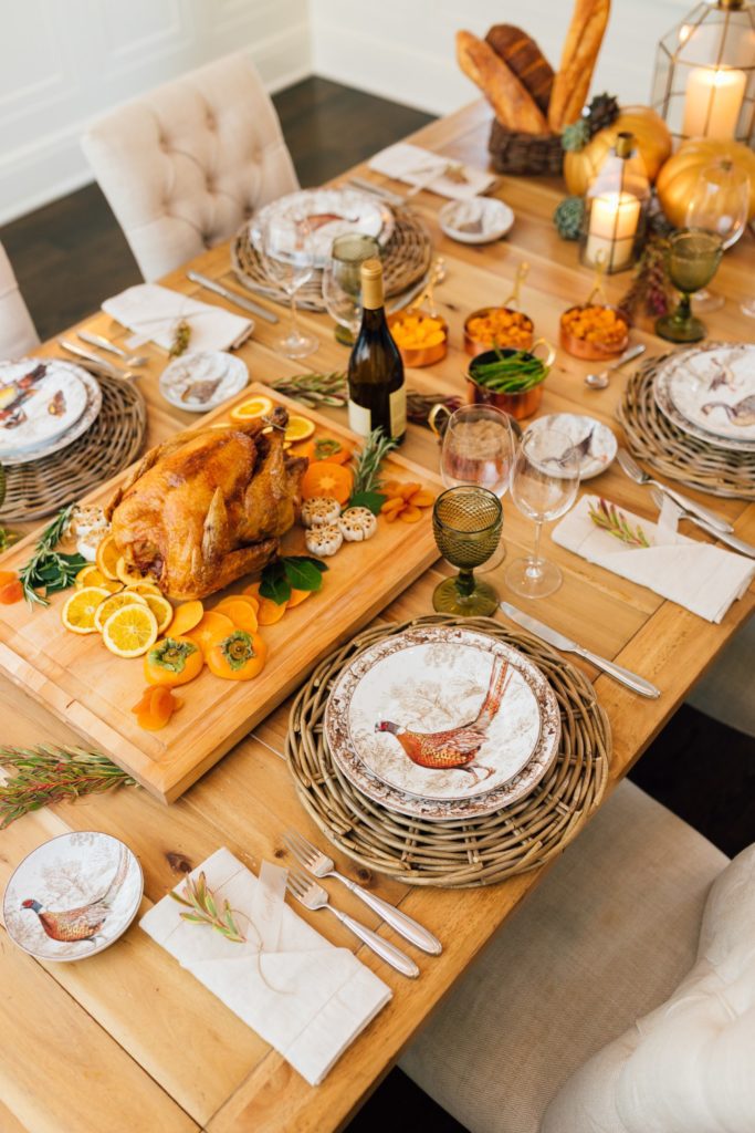 A Cozy Thanksgiving Table - Ridgefield Moms