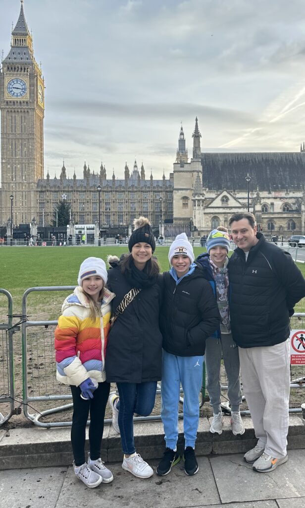 Meet a Mom: Meet Cancer Survivor Laura Hendricks, Founder of Luminaries ...