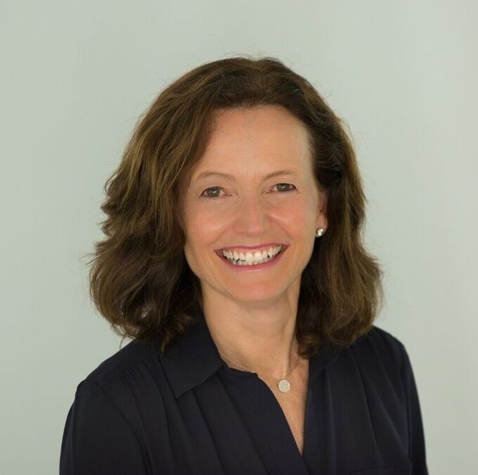 Meet Elizabeth! - New Canaan & Darien Moms